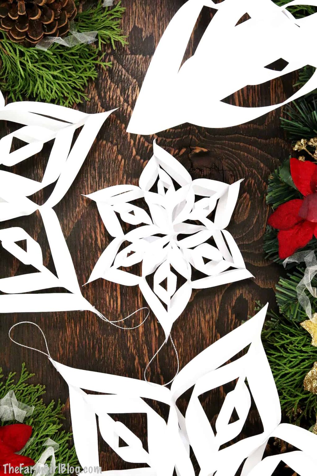 How to Make 3D Paper Snowflakes (Perfect for the Holidays!)
